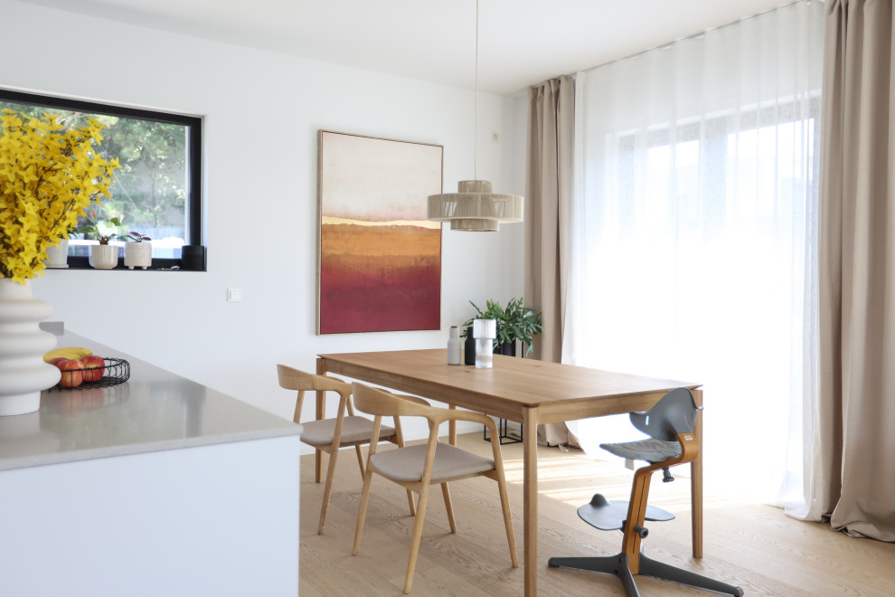 Einfamilienhaus in Wörrstadt - Modern - Esszimmer - Frankfurt am Main ...