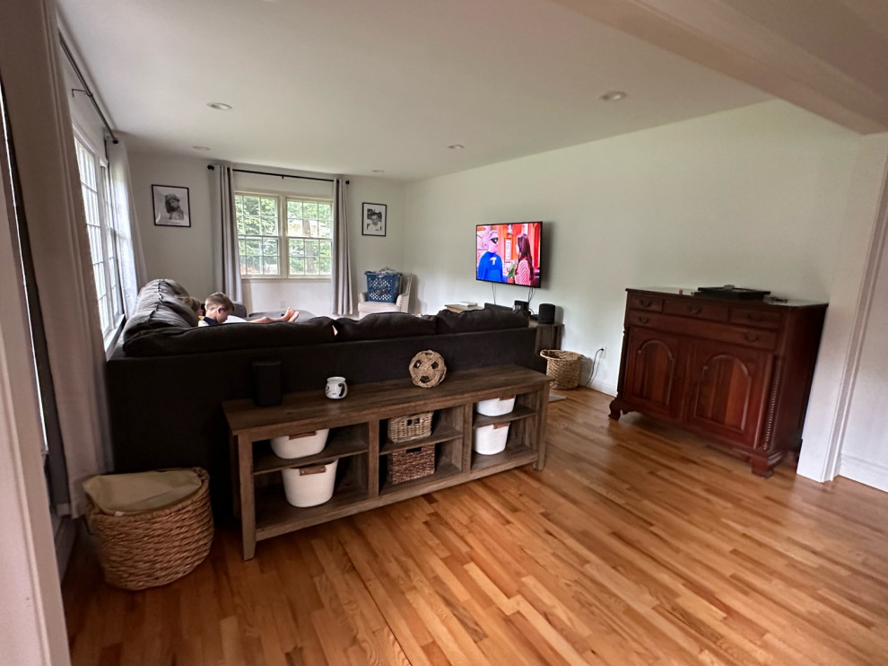 massive living room… tv looks tacky. help! | Houzz Forum