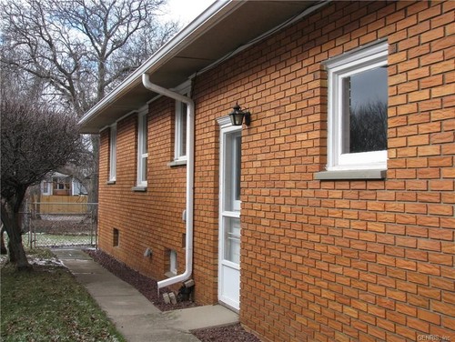 Need help sprucing up orange brick exterior on 1959 ranch!