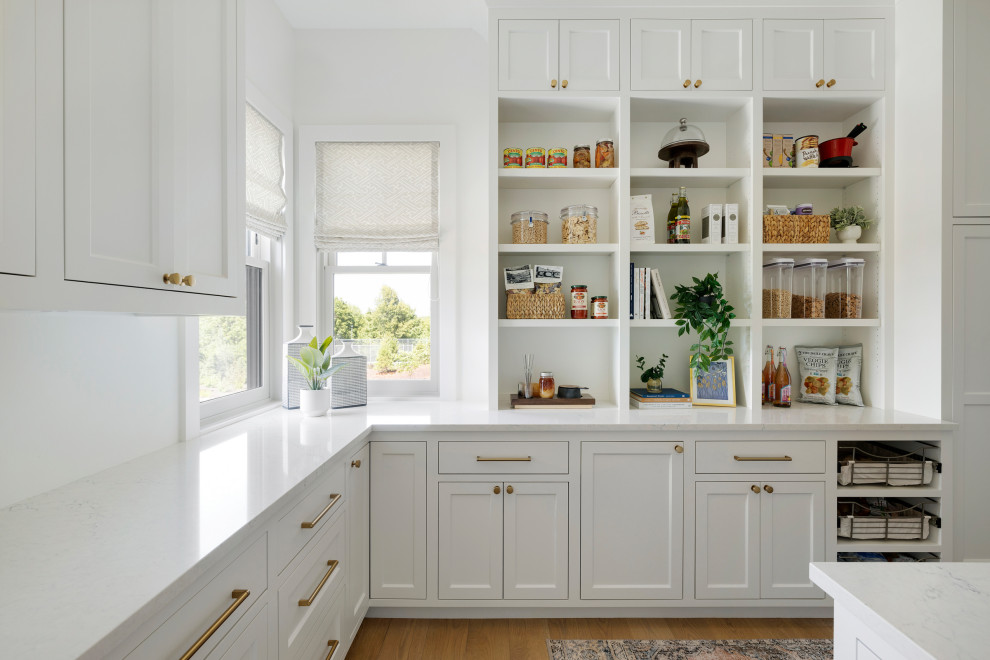 Mountain Modern Estate - Rustic - Minneapolis - by Lenox House Design ...