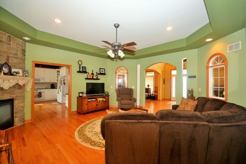 HELP! Octagon living room - where to start?