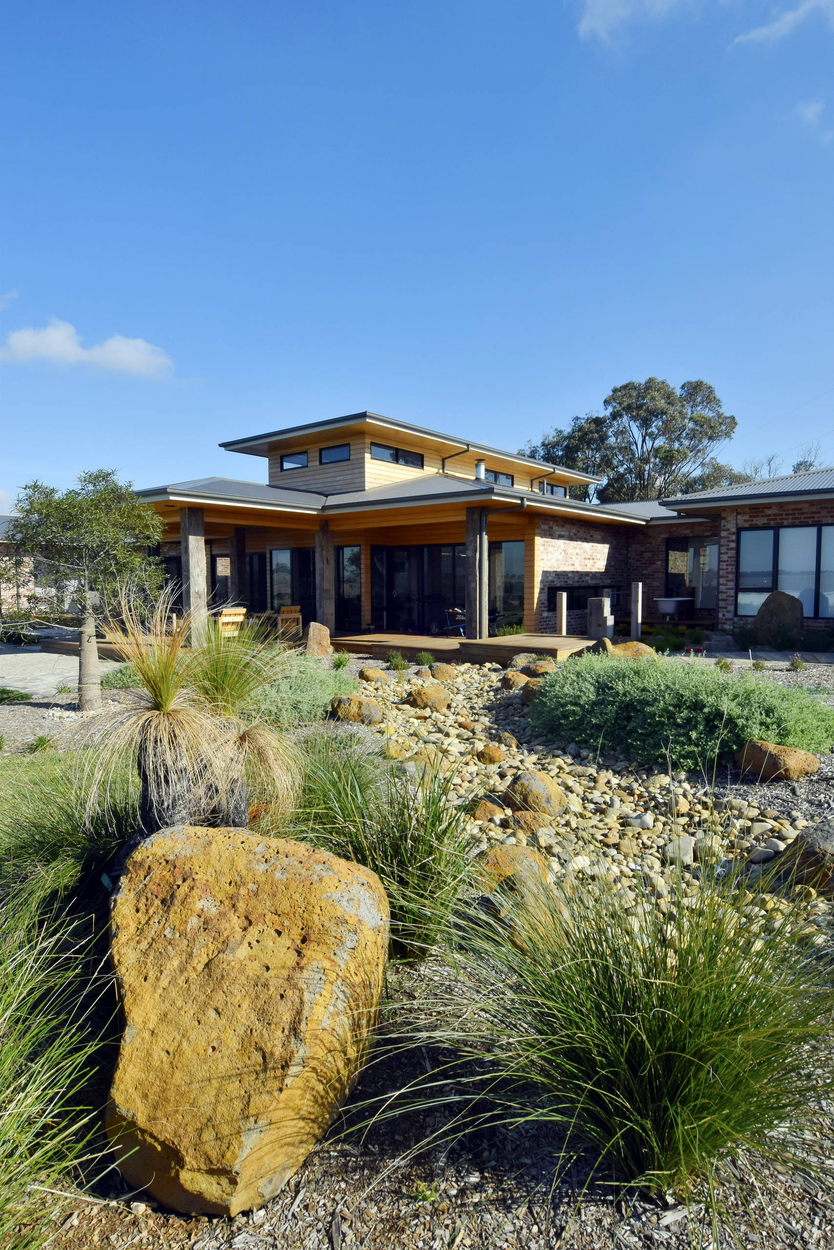 Houzz Tour: Family Has Room to Spare in New Rural Home