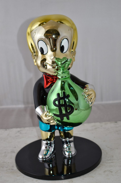 Monopoly Child Holding Money Bag Resin Statue Small Size: 1" x 10" x 15 ...