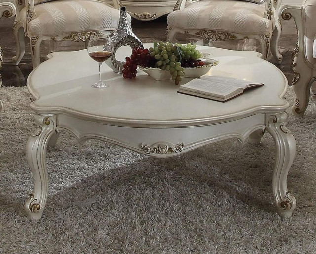 Traditional Coffee Table, Queen Anne Curved Legs & Spacious Top ...