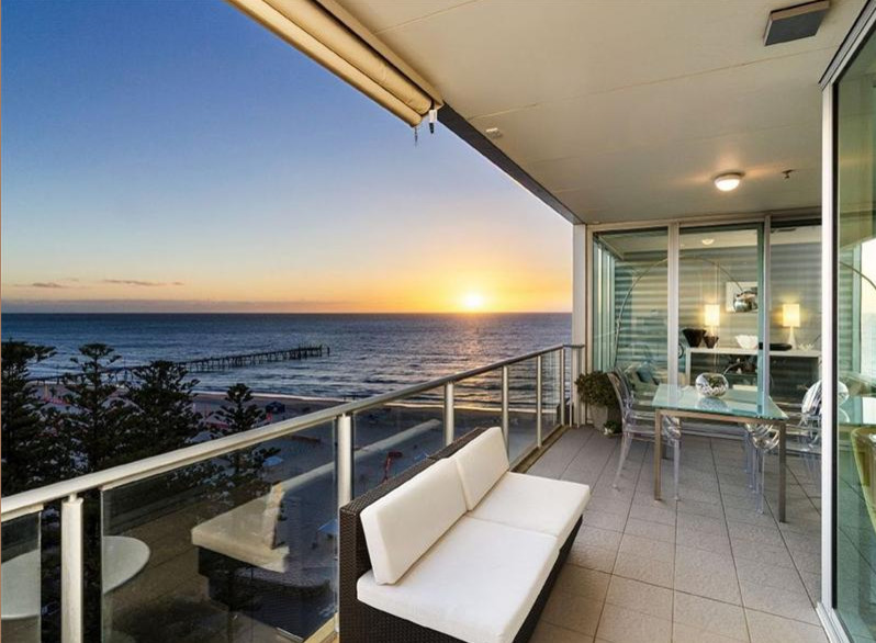 World of Design: 11 Dream Balconies With Incredible Views | Houzz UK