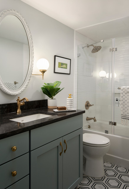 Mid-Century Reimagined - Classique Chic - Salle de Bain - par Joni ...