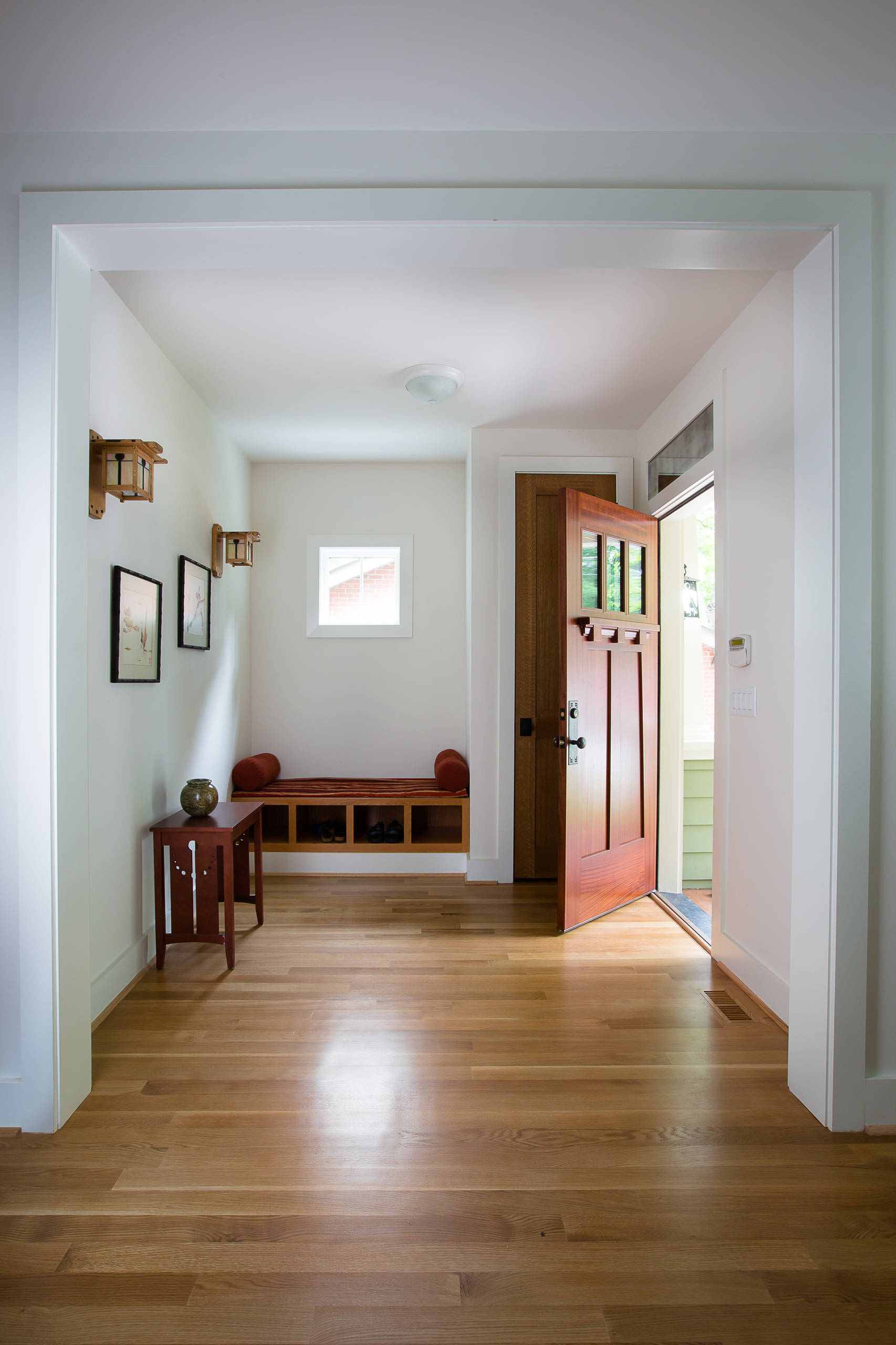 Key Entryway Dimensions for Homes Large and Small