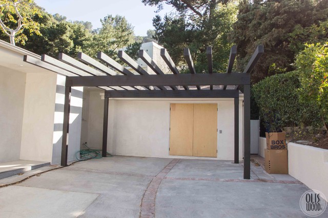 Horizontal Black Fence & Custom Wood Carport - Modern - Garage - Los ...