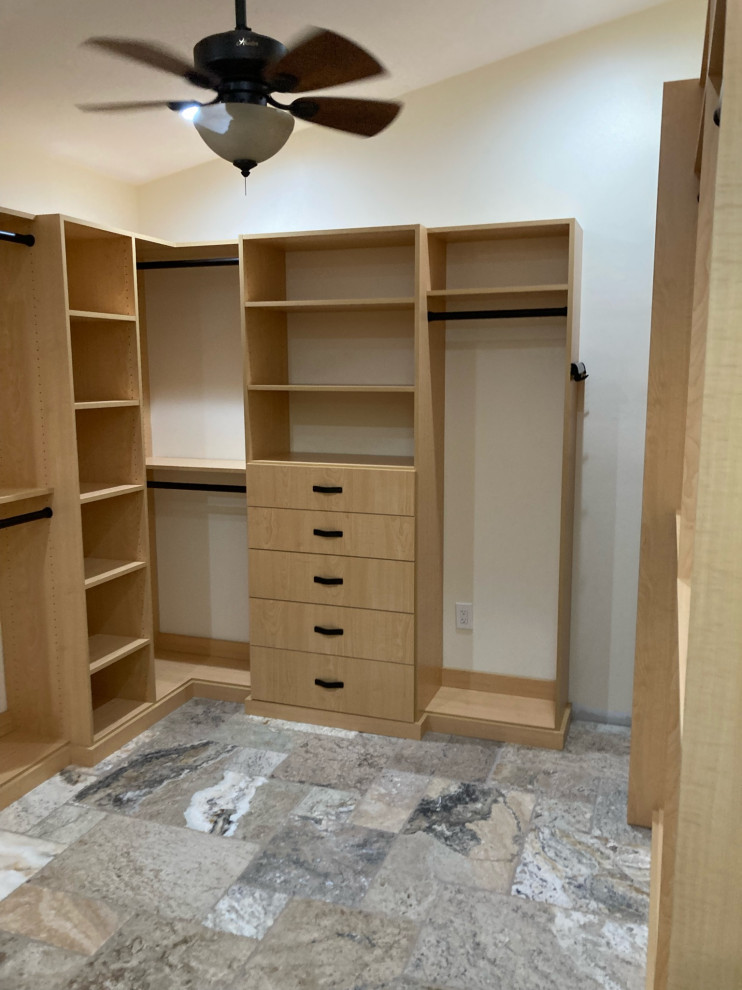 Walk In Closet - Fusion Maple- pic 2 of 4 - Modern - Closet - by Closet ...