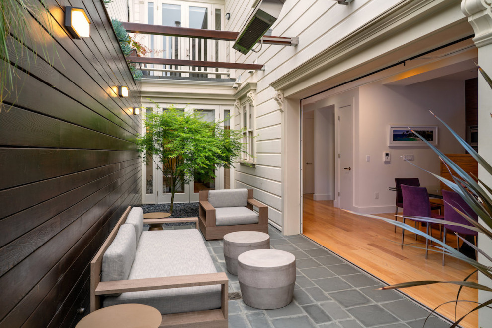 3 Enticing Side Yards That Encourage Outdoor Lingering