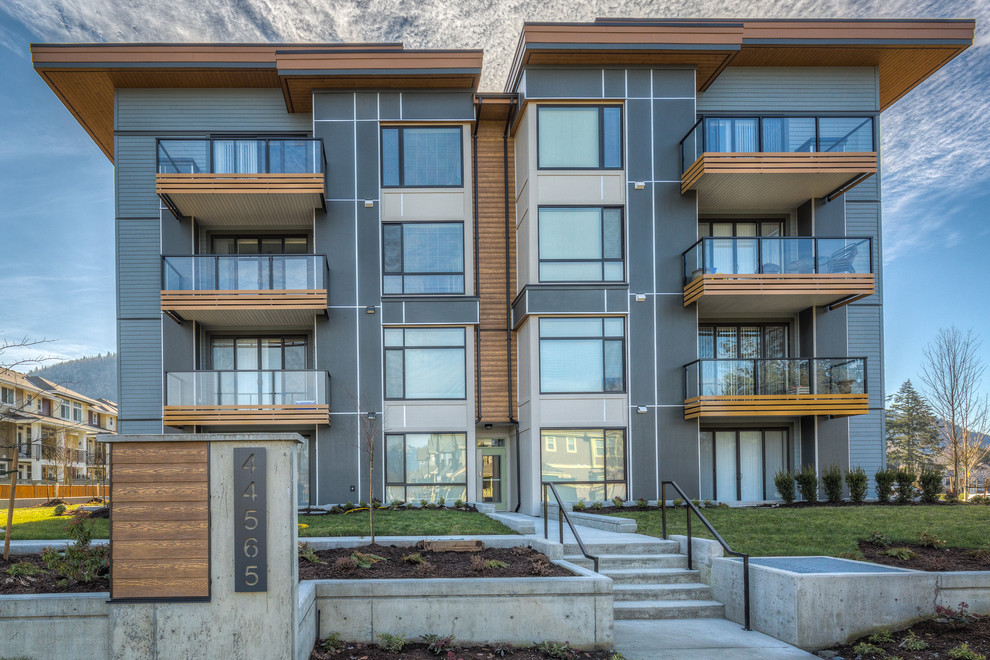 Multifamily Project featuring Woodtone RusticSeries and prefinished lap ...