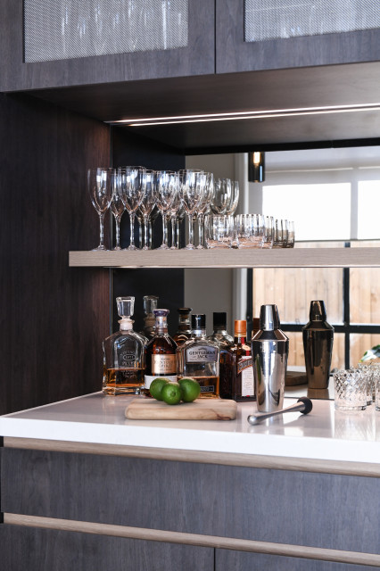 Home Bar with Mirror Splashback - Contemporary - Home Bar - Sydney - by ...