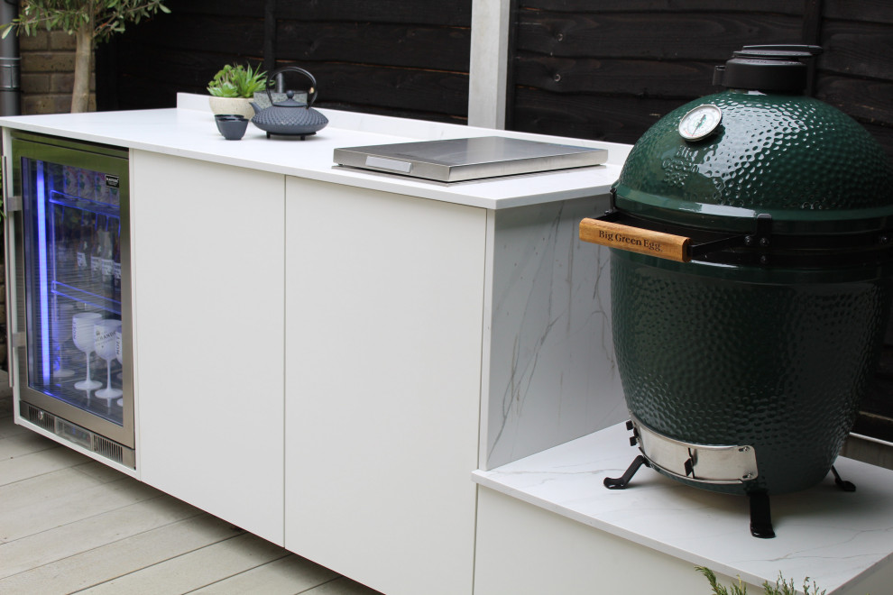 Straight Line Outdoor Kitchen With Big Green Egg - Modern - Essex - by ...
