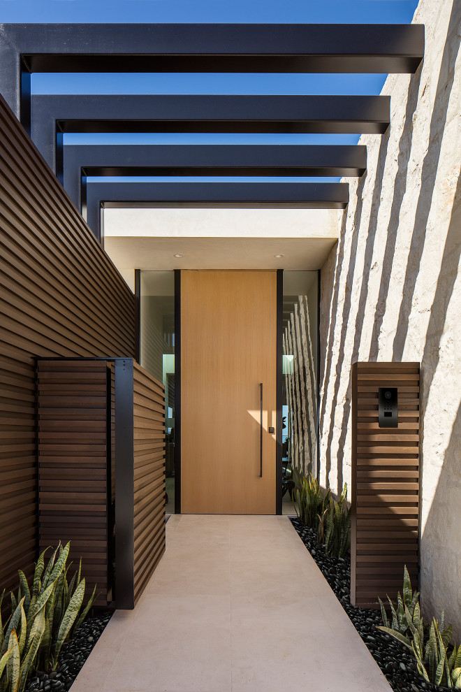 Entry - Modern - Entry - Los Angeles - by Laura Brophy Interiors | Houzz