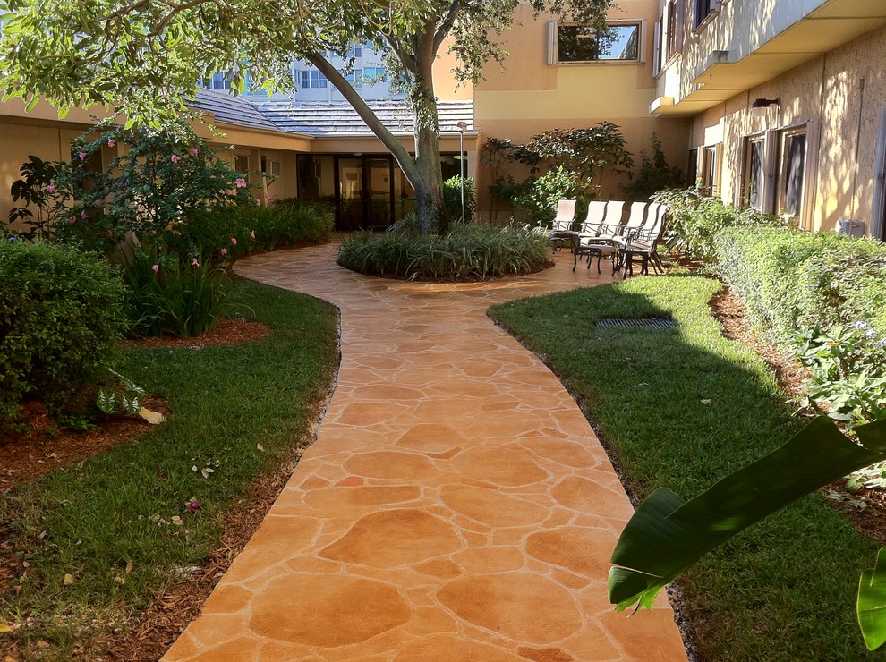 Texture Deck colored with Antique Stain on Concrete to Simulate Stone ...