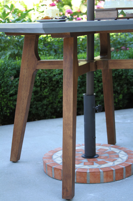 5 Pc Composite Top Dining Set With Nautical Rope Stacking Chairs ...