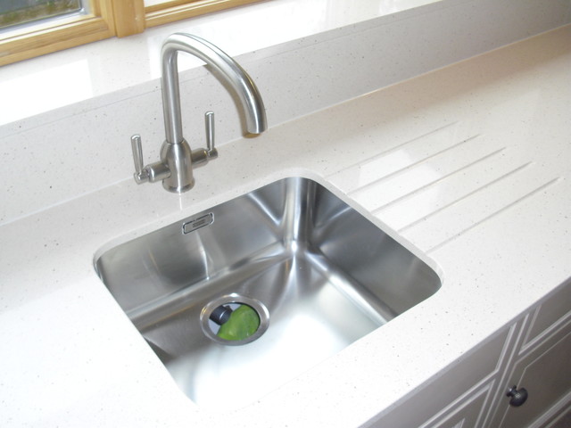 Blanco Capri quartz worktop, Silestone - Traditional - Manchester - by ...