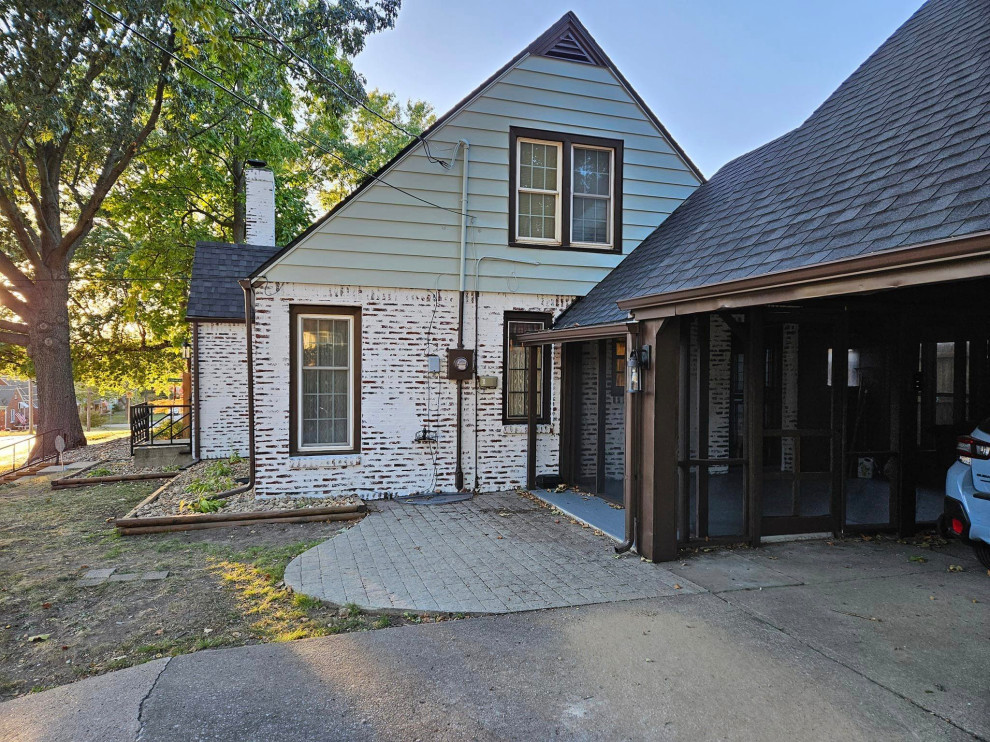 Side of home - German smear - Rustic - Exterior - Other - by German ...