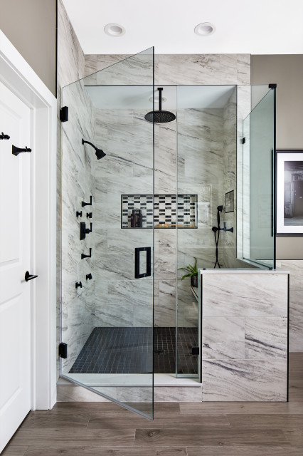 Bathroom of the Week: ‘Car Wash of Showers’ Inspires a Remodel