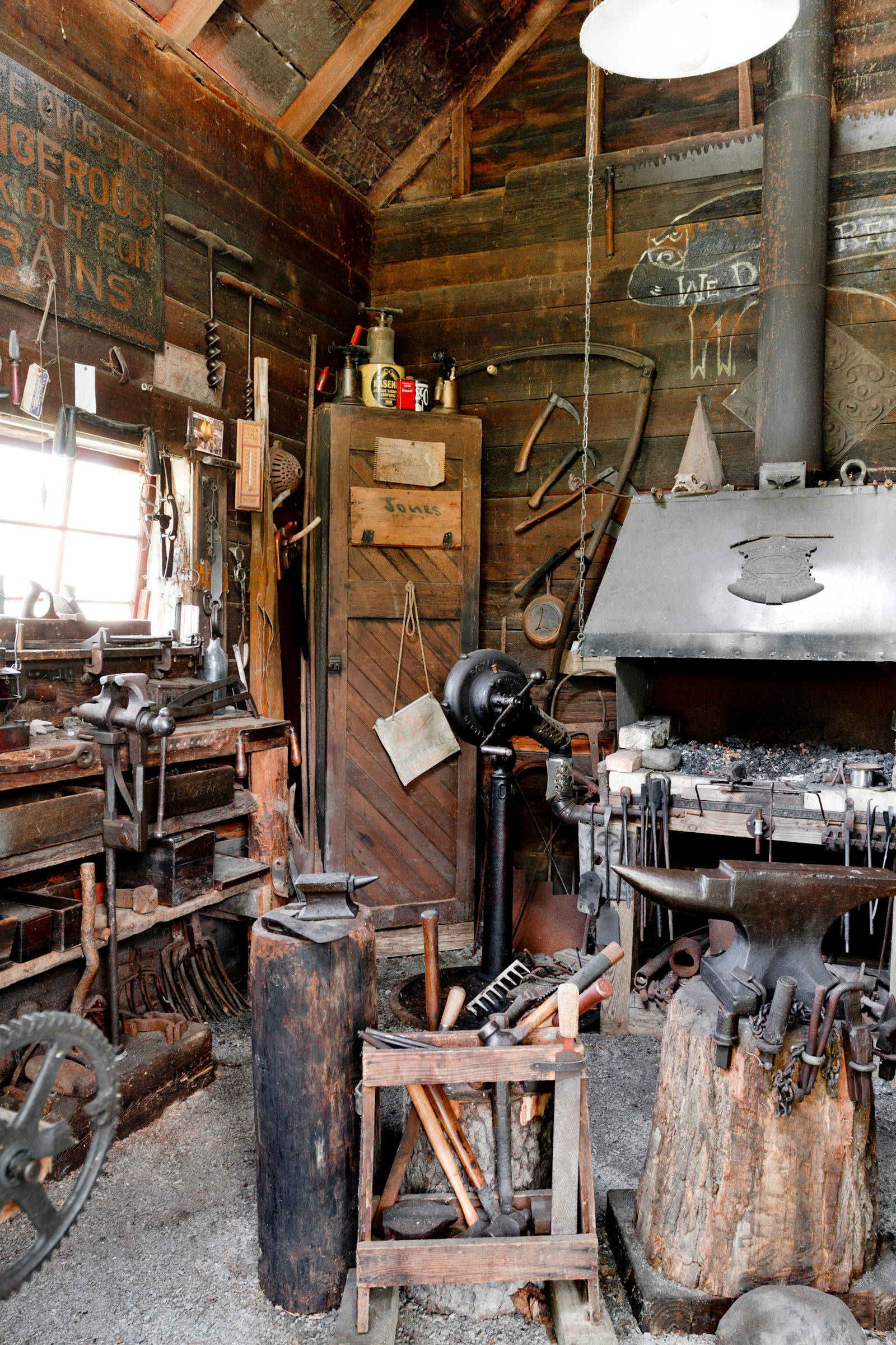 My Houzz: Step Inside a Blacksmith’s Home Workshop
