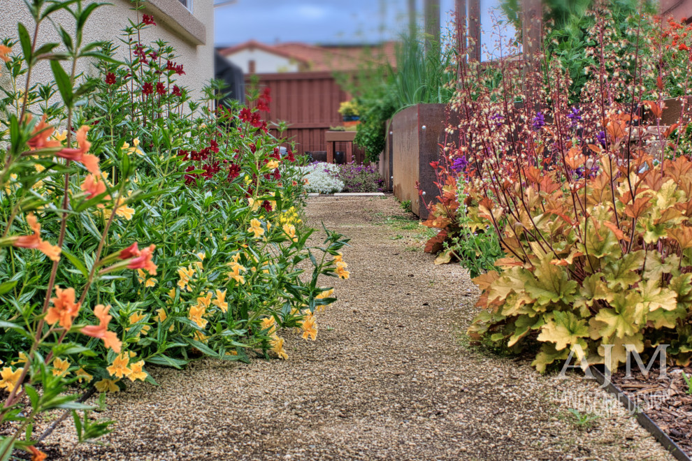 A Tale of Two Spaces - Rustic - Landscape - Sacramento - by AJM ...