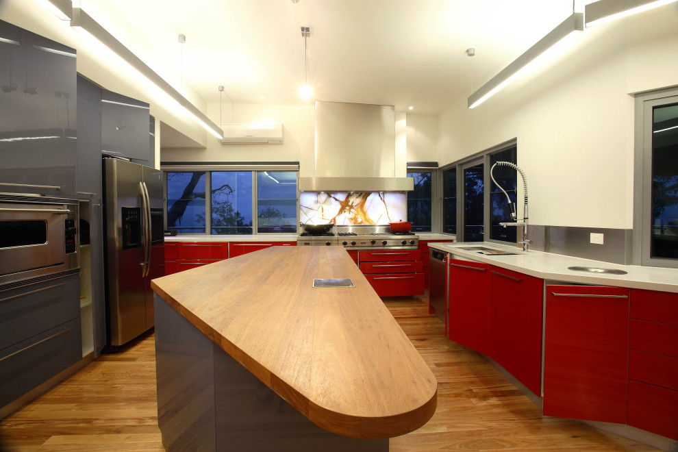 Expansive Dream Kitchen - Modern - Kitchen - Melbourne - by de Wacht ...