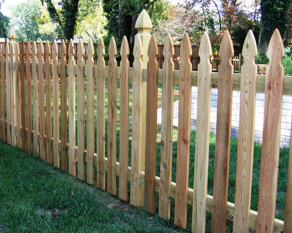 Colonial Gothic Picket Fence 2 - Landscape - Baltimore - by Mid ...