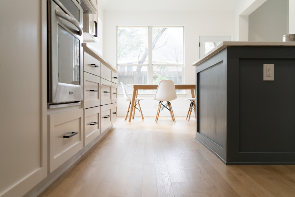 Soho Craftsman | Modin Rigid LVP Collection Customer Space | TX ...