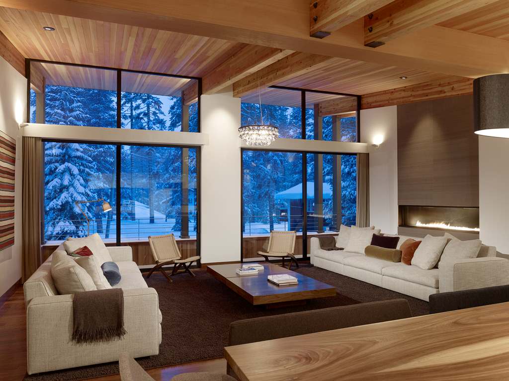 A Mid-Century Style Home Provides Comfortable Minimalism