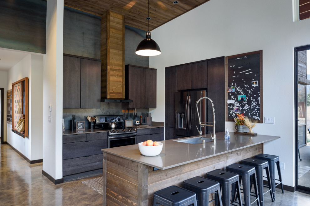 A Modern-Rustic Family Home Designed to Survive Wildfires - Cuisine ...