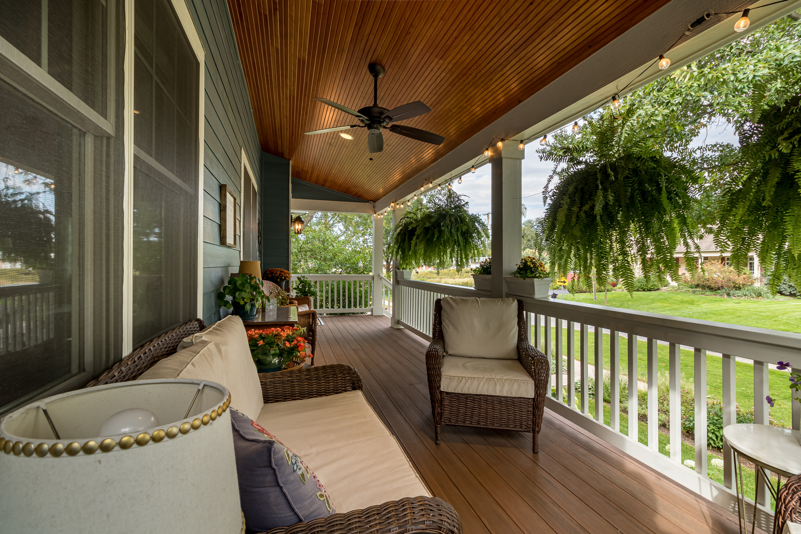Cape Cod Cottage Front Porch Oasis