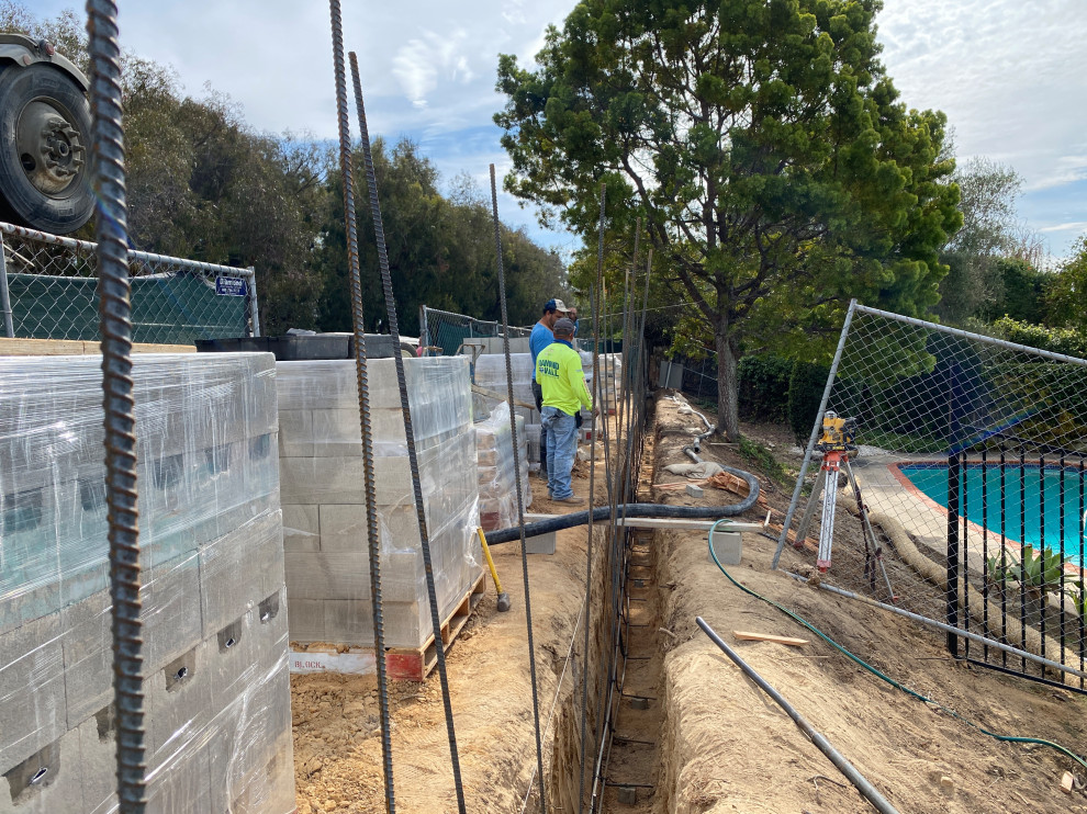 Set Rebar for a Wall Footing in La Jolla - Beach Style - Landscape ...