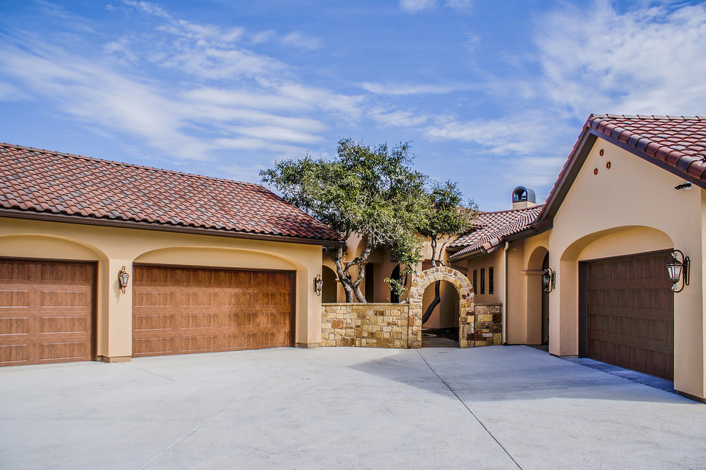 Motor court - Mediterranean - Garage - Austin - by HAJEK & Associates, Inc.
