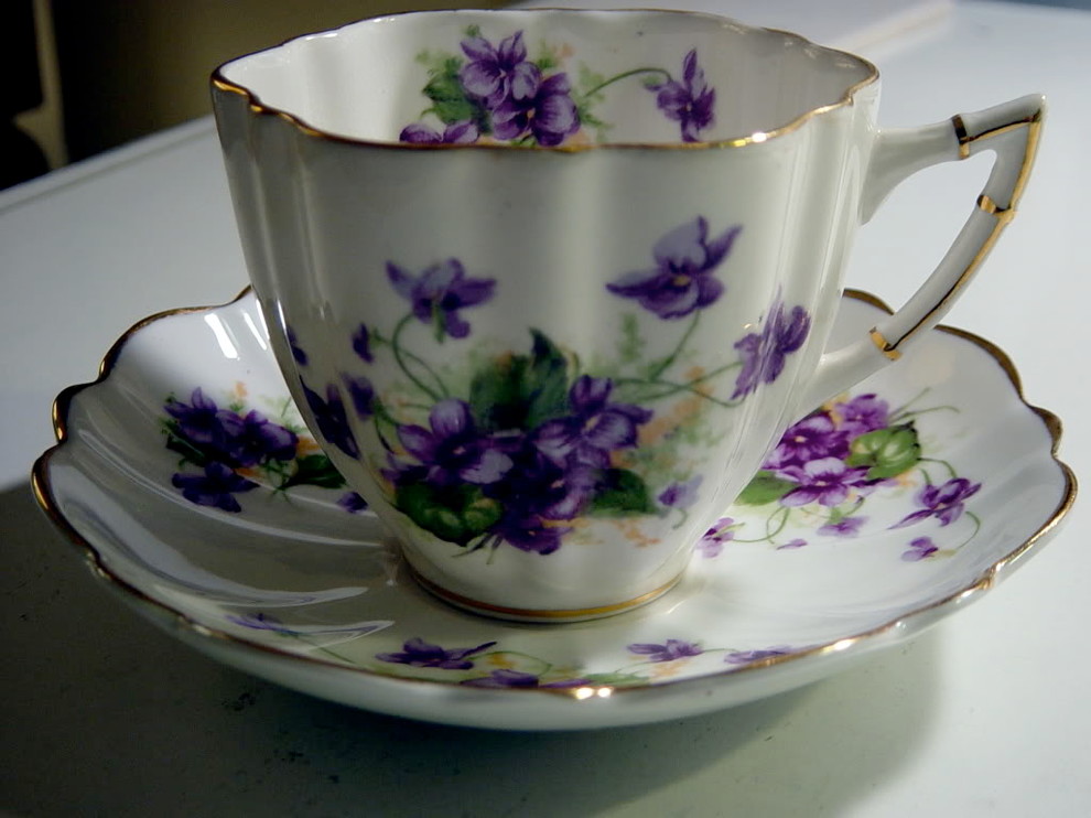 Identification/Value of English bone china | Houzz Forum