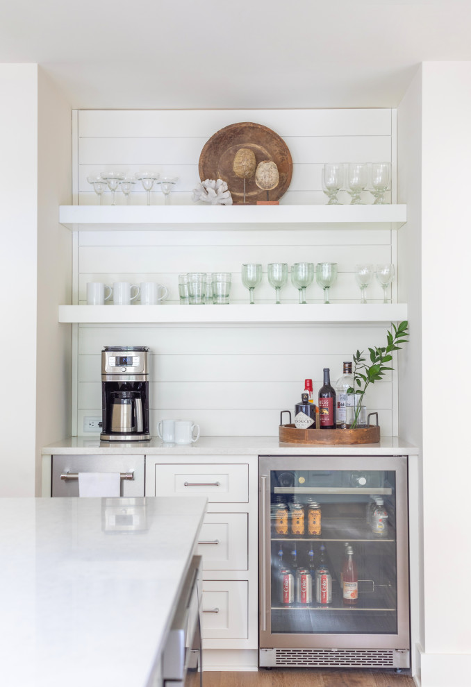 Coastal Bungalow - Beach Style - Home Bar - Jacksonville - by Lola ...
