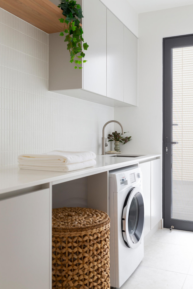 WHEN COLLABORATION DELIVERS SUCCESS - Contemporary - Laundry Room ...