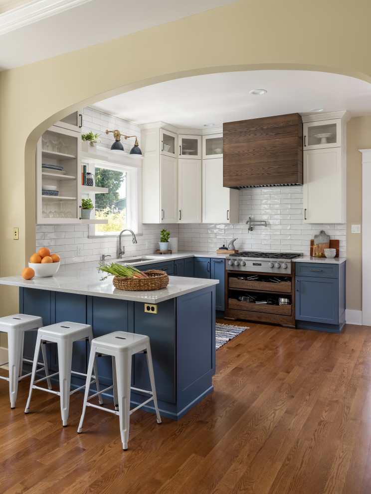 Navy + White Kitchen - Transitional - Kitchen - Seattle - by Kirk Riley ...