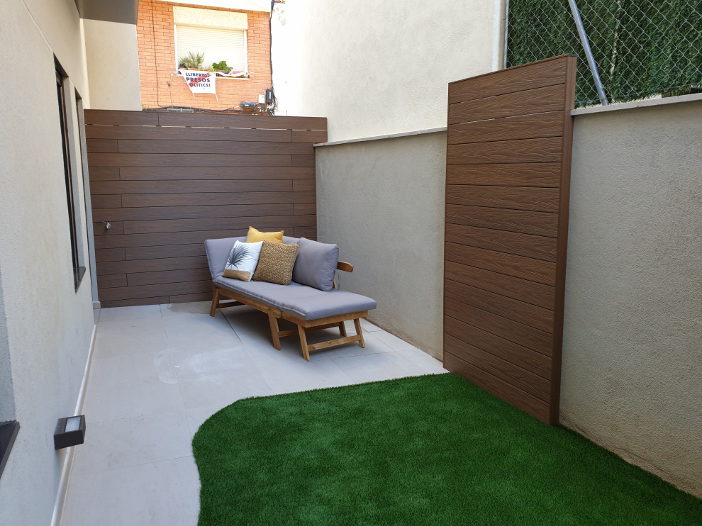 Jardines aprovechados - Moderno - Patio - Barcelona - de Exteriors ...