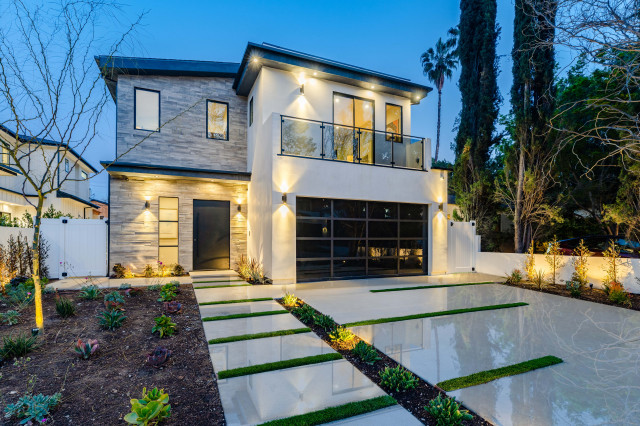 Modern New Construction - Modern - House Exterior - Los Angeles - by ...