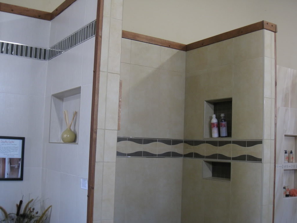 Recessed shower shampoo shelf or corner holder needed?
