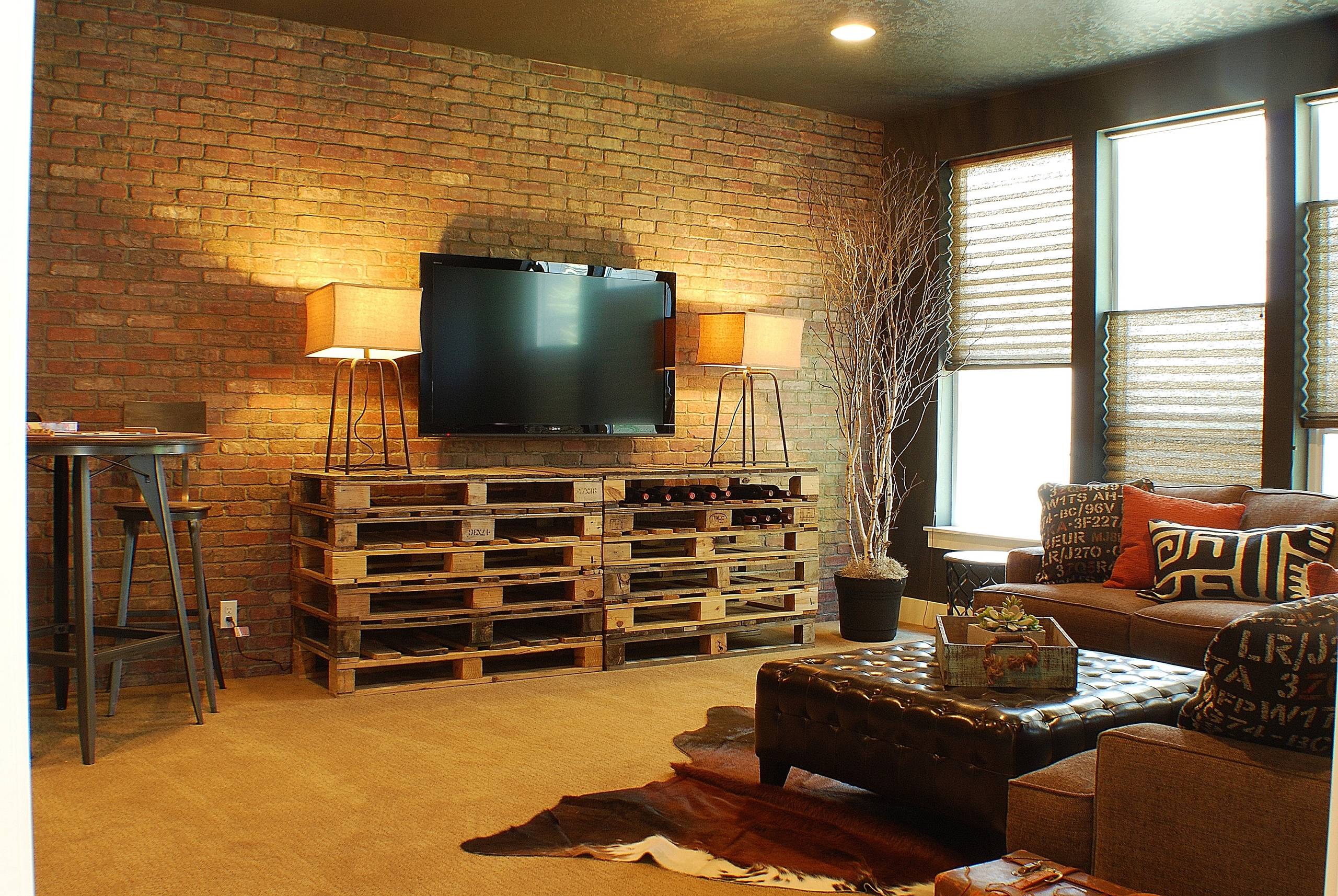 Living Rooms With Wood Pallets DIY Pallet Coffee Table Idea With