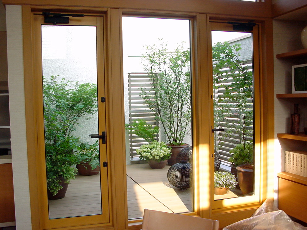 Balcony - Asian - Balcony - Tokyo - by 有限会社ハートランド | Houzz