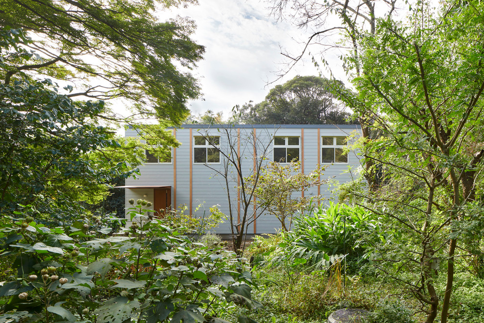 Continuing House - Modern - House Exterior - Other - by 中佐昭夫／ナフ・アーキテクト ...