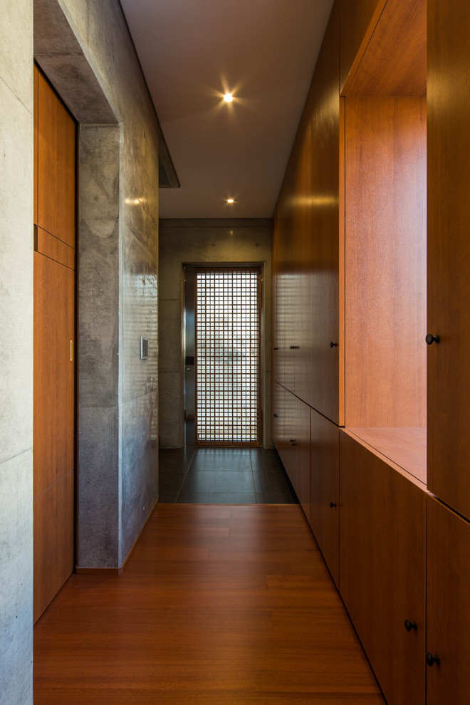 Trigon - Modern - Entry - Osaka - by Hirodesign.jp | Houzz