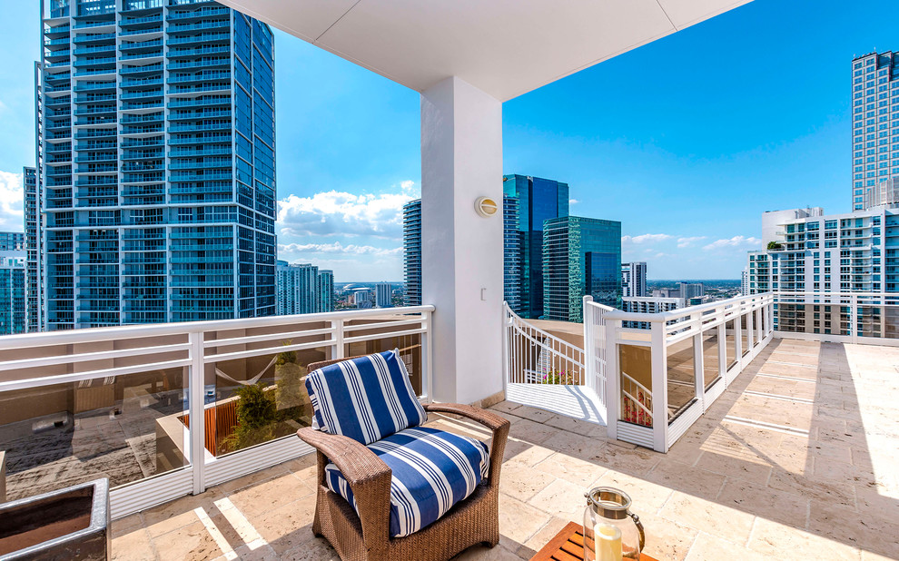 SPACES - Modern - Balcony - Miami - by Carbonell Miami | Houzz