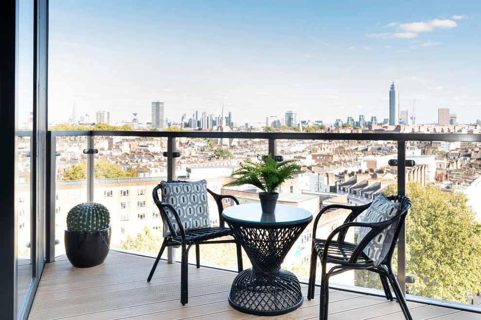 Contemporary Living apartment - Balcony - London - by Veronica ...