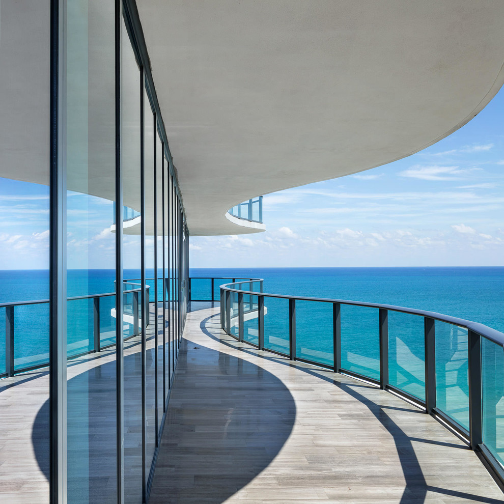 High-rise - Balcony - Miami - by Michael Kelley Photography | Houzz