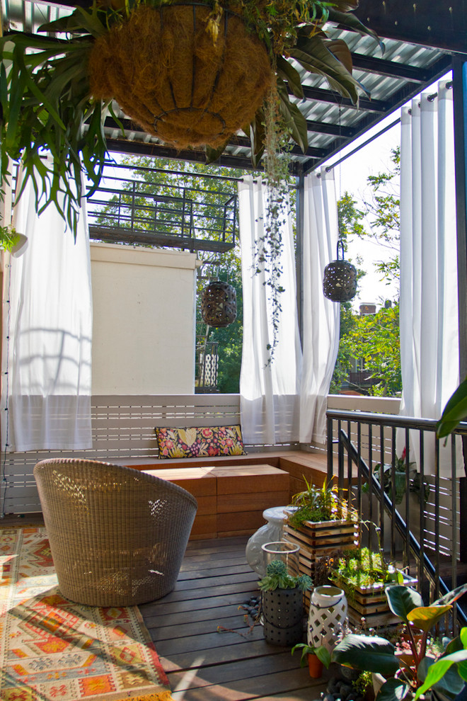 Hoboken Terrace 1 - Modern - Balkon - New York - von Little Miracles ...