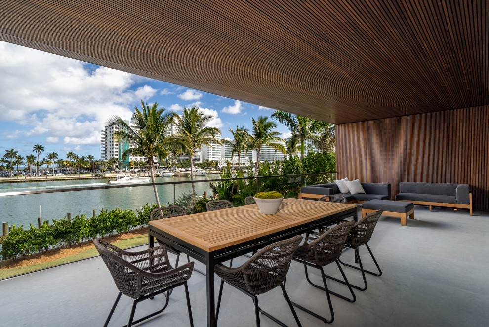 Miami Beach Home - Beach Style - Balcony - Miami - by Wanderlust ...