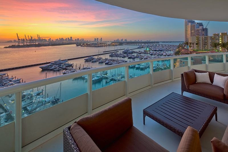 Murano Grande Residence - Modern - Balcony - Miami - by VISION_miami I ...